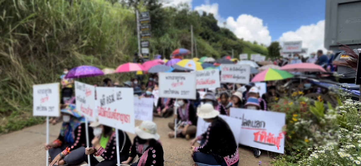 (มีคลิป) ป่าไม้ เข้ารื้อถอน 5 รีสอร์ทม่อนแจ่ม - Chiang Mai News