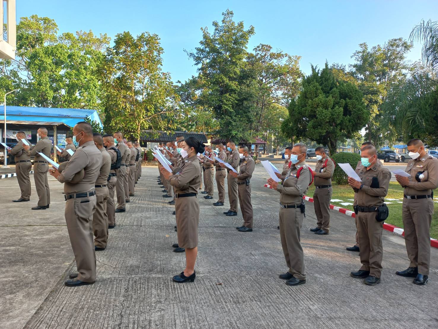 ตาก สวดมนต์ และเจริญจิตตภาวนาถวายพระพรชัยมงคล